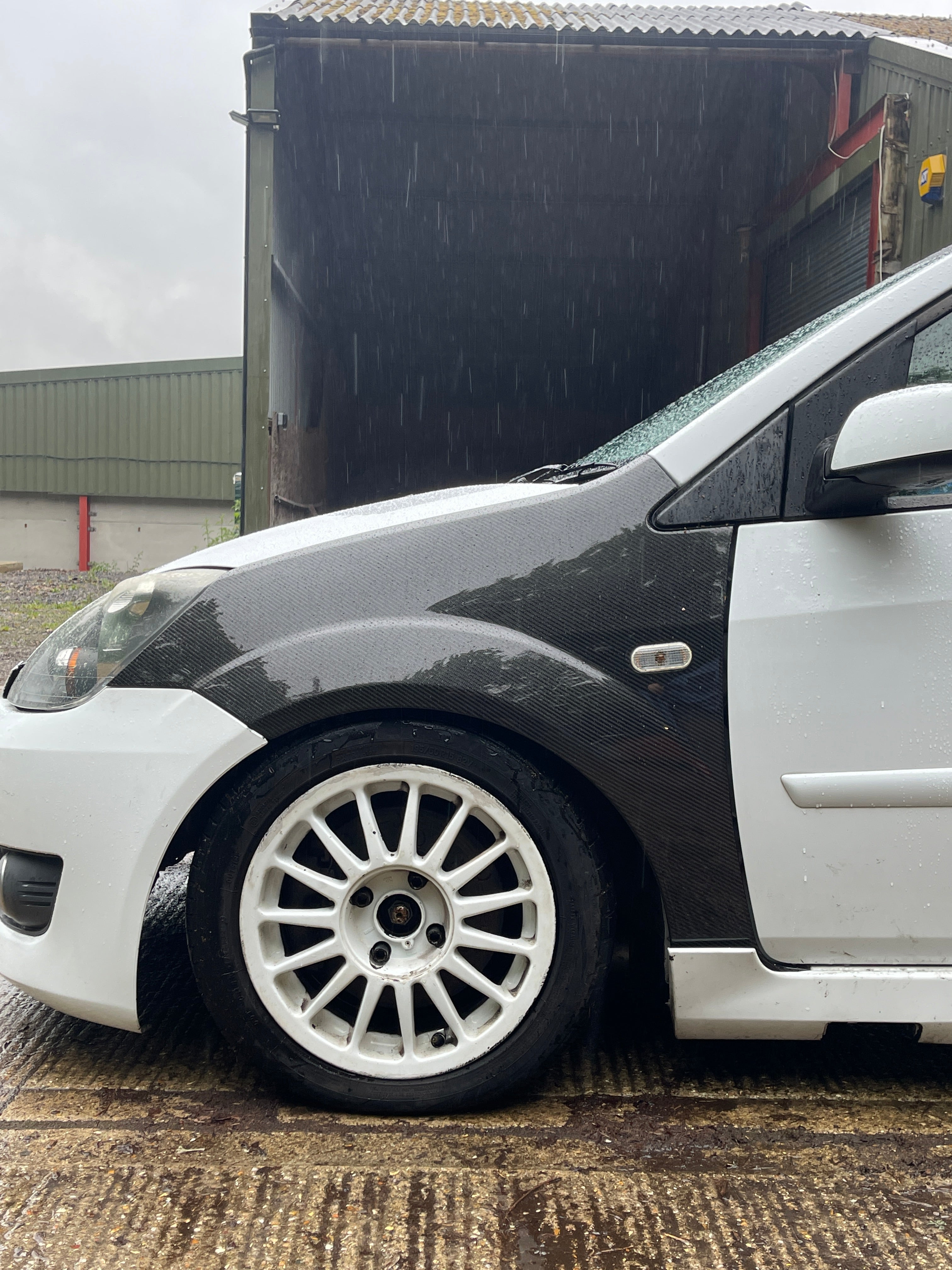 150MSRT 2006 Fiesta ST150 Full Carbon Fibre Front Wings/Fenders (Pair ...